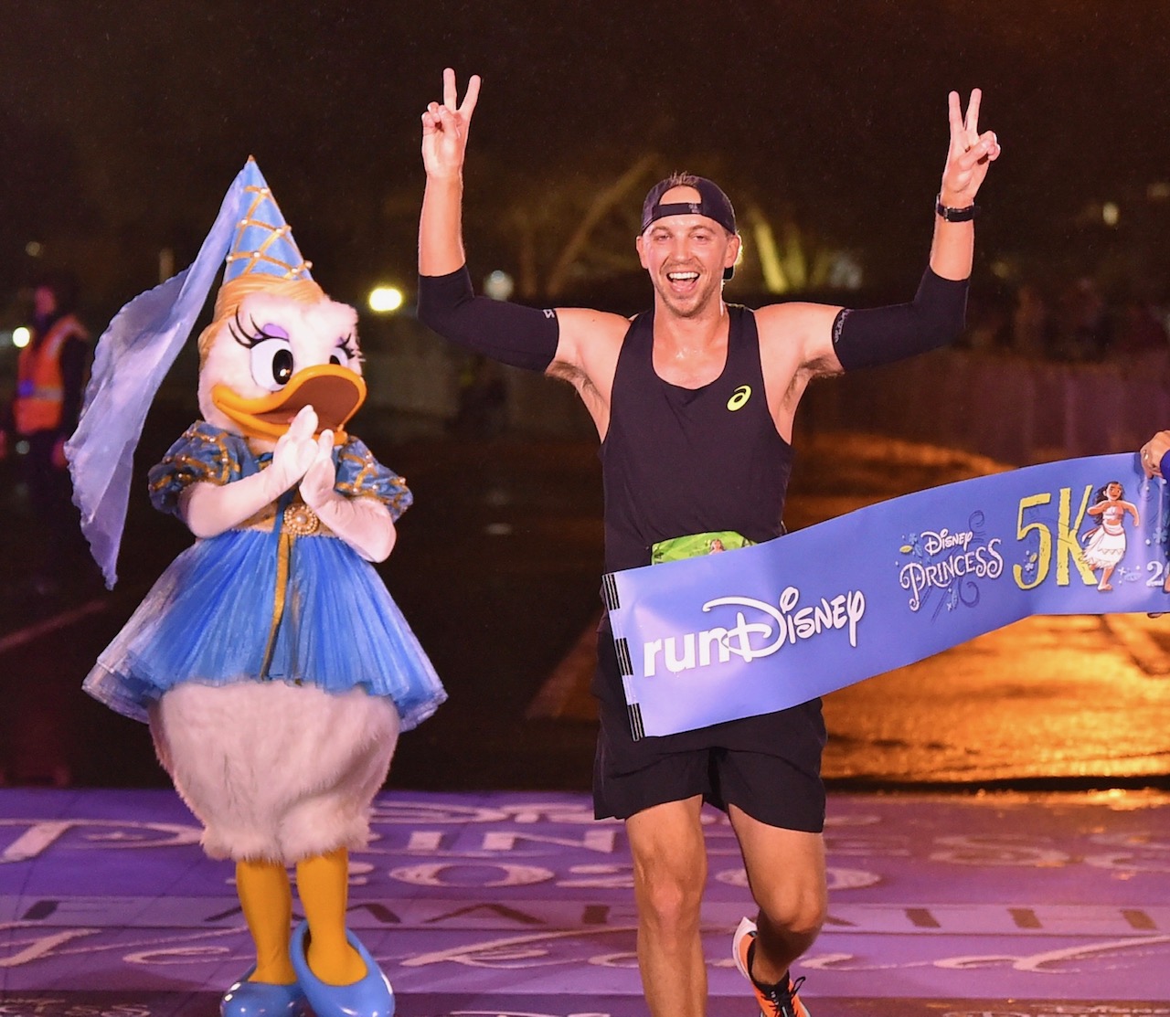 Donald Duck Running Costume