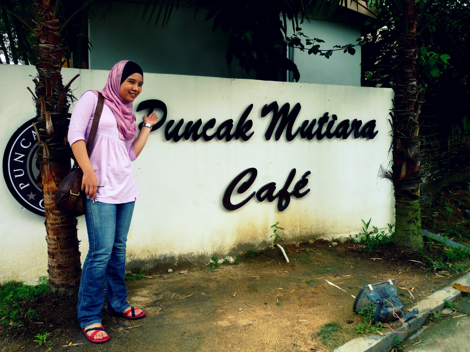 Catatan Perjalanan: Puncak Mutiara Cafe , Kg Pelet