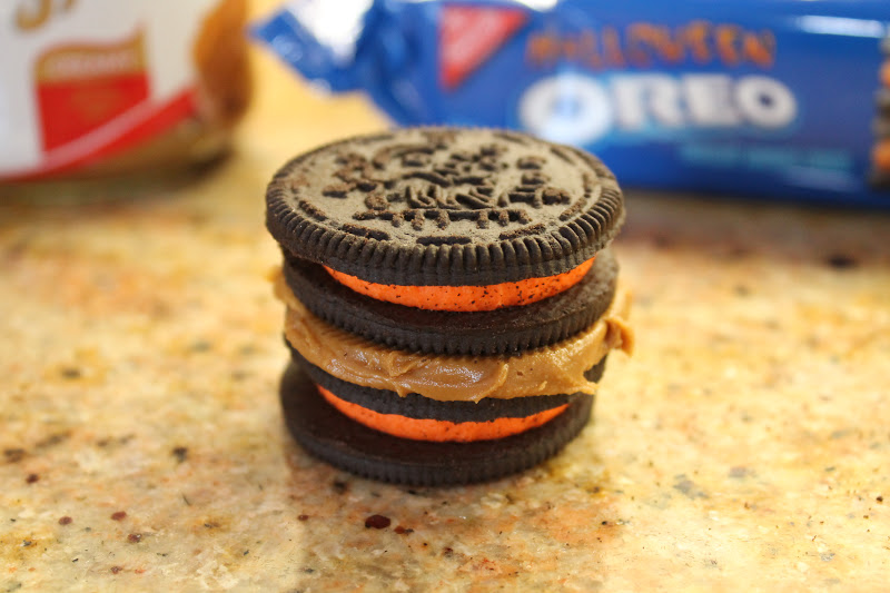 Peanut Butter Biscoff Oreo Brownie Cupcakes | The Brunette Baker