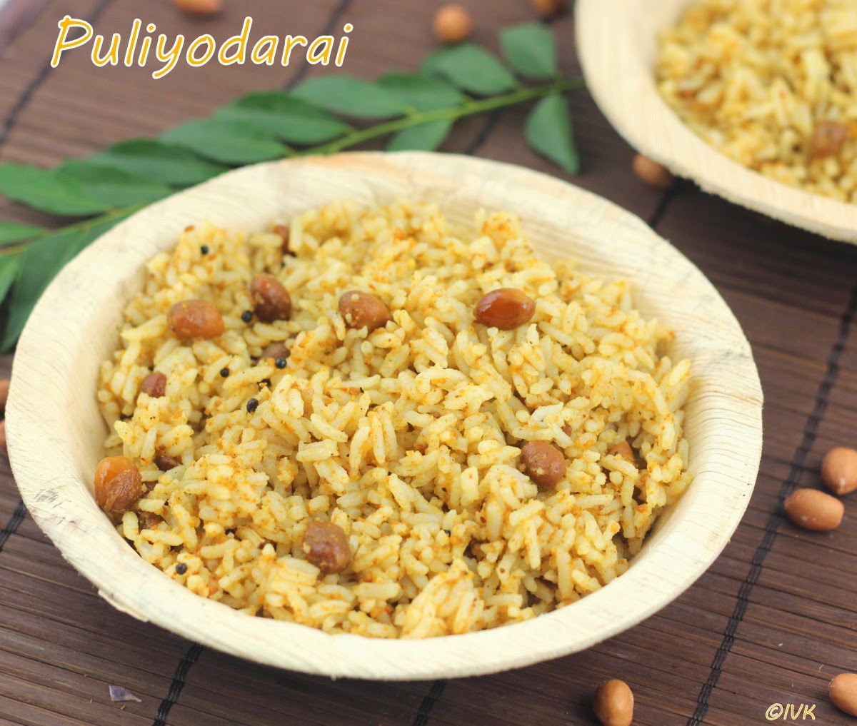 IndianVegKitchen: Puliyodarai | Temple-style Iyengar Puliyodarai Recipe ...