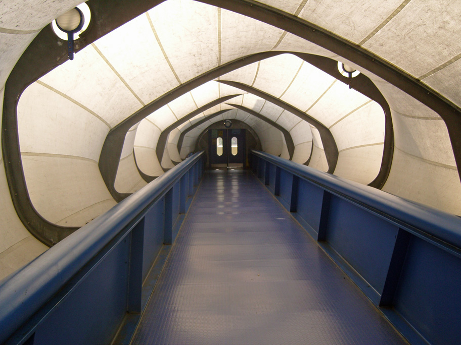 The Happy Pontist: London Bridges: 25. Plashet School Footbridge