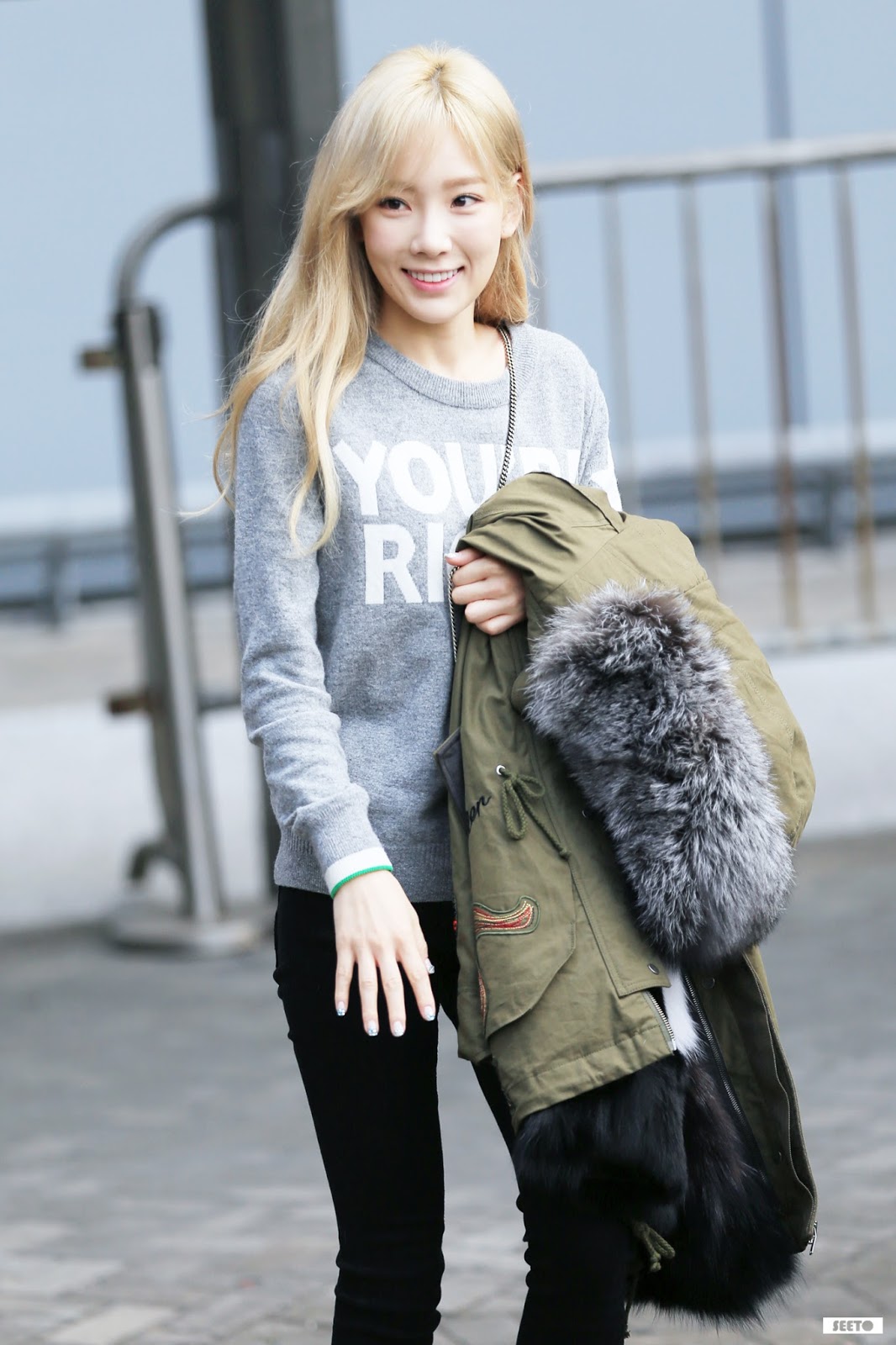 SNSD Taeyeon Airport Fashion - Official Korean Fashion