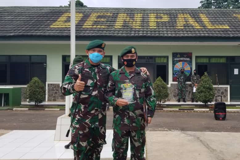 DANDENPAL DIVIF 1 KOSTRAD LEPAS PERWIRA TERBAIKNYA | Denpal Divif 1 Kostrad