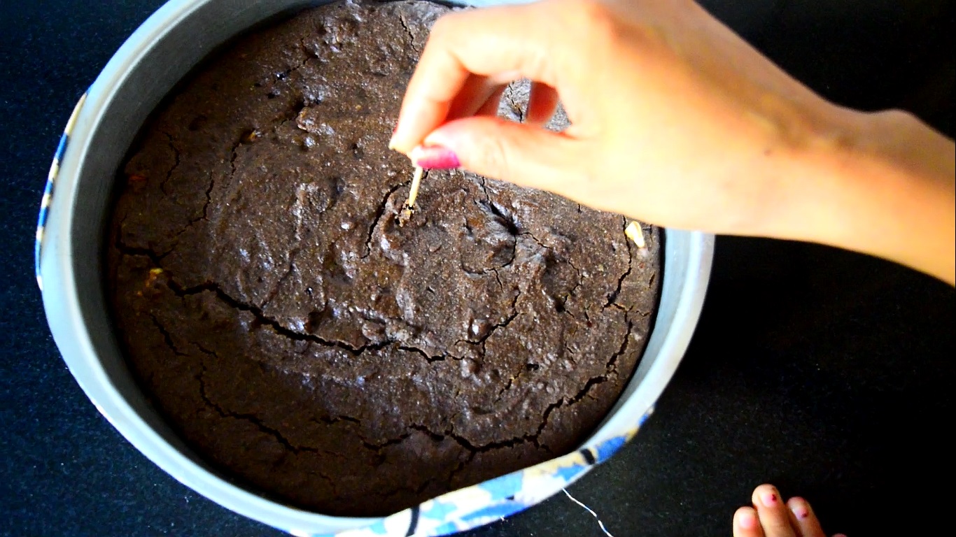 Poorni's Cookbook: Sorghum or Jowar cake / Vegan Cake / Jowar Jaggery Cake