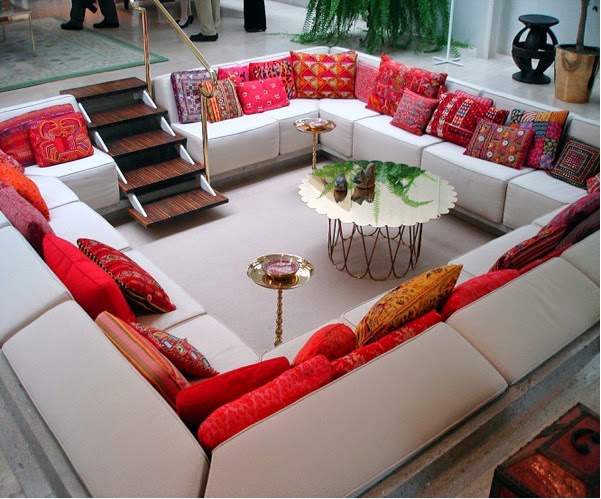 Gagner de l'espace avec des salons en contrebas ~ Décoration Salon ...