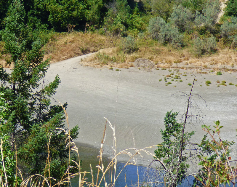 Going RV Way: Day Trip to Agness—Population 100