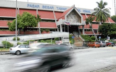 Lim Lip Eng: TTDI market relocation sparks protest
