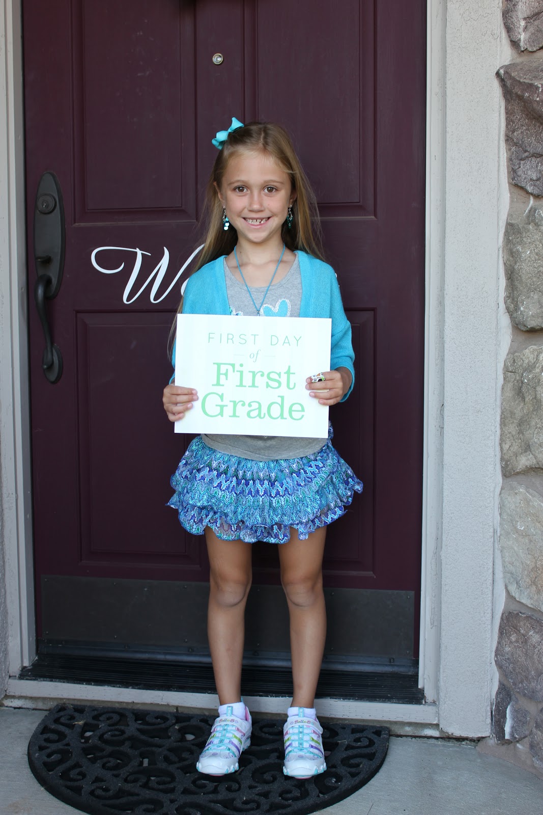 Sillybonzos Blog Spot: Lexi's First Day of First Grade