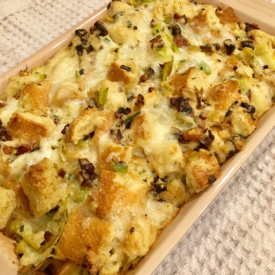 FIVE O'CLOCK FOOD: Bread Pudding with Leeks, Bacon, Mushrooms, and ...