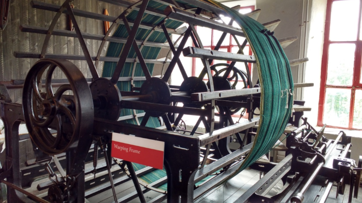 Julia Hedge's Laces: Daytripping with Fibre: The Leeds Wool Festival.