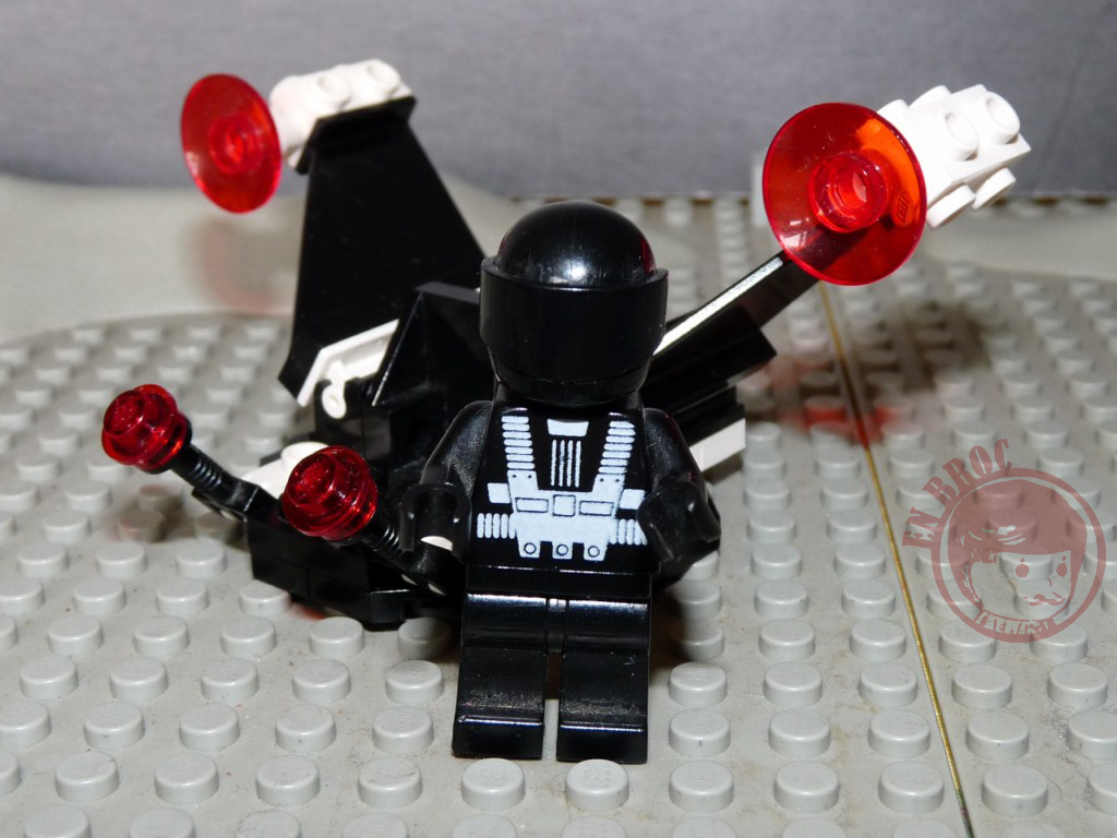 en-broc: Lego 1875 : Meteor Monitor, Blacktron, 1990