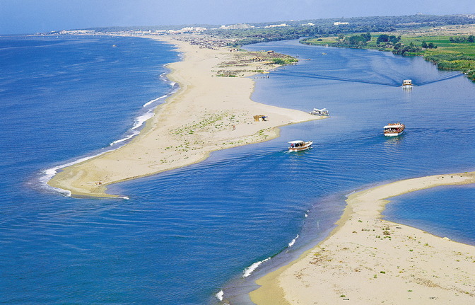 Alanya Tours: Manavgat boat tour https://funnysidetours.com/