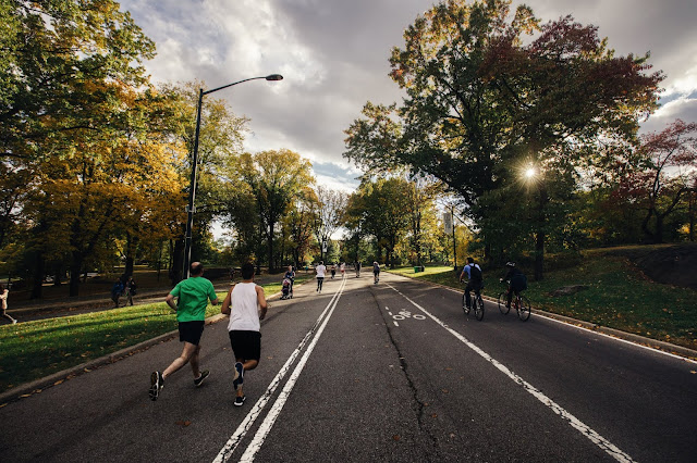 12 Road-Running Safety Tips for Running in Town - NYCM Insurance Blog