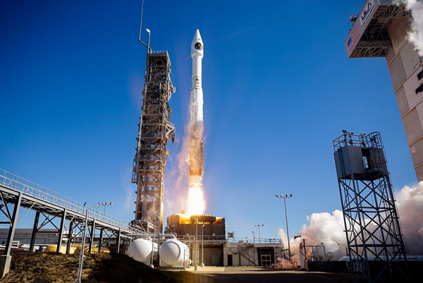 desarrollo defensa y espacio: Atlas 5 powers covert reconnaissance ...