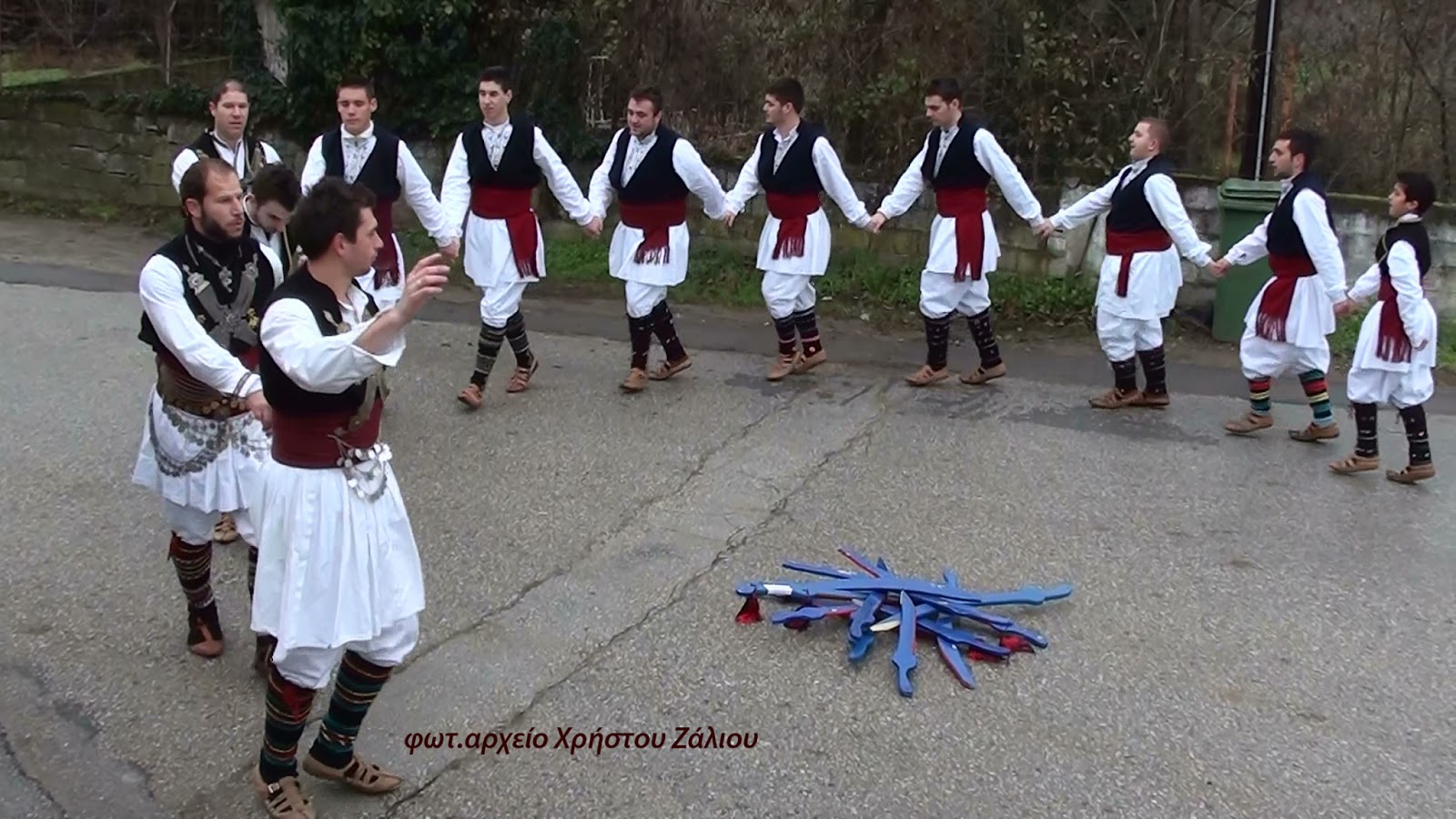 ΕΛΛΗΝΙΚΗ ΠΑΡΑΔΟΣΗ - ΜΑΚΕΔΟΝΙΑ: ΡΟΥΓΚΑΤΣΙΑ ΣΤΑ ΛΕΥΚΑΔΙΑ