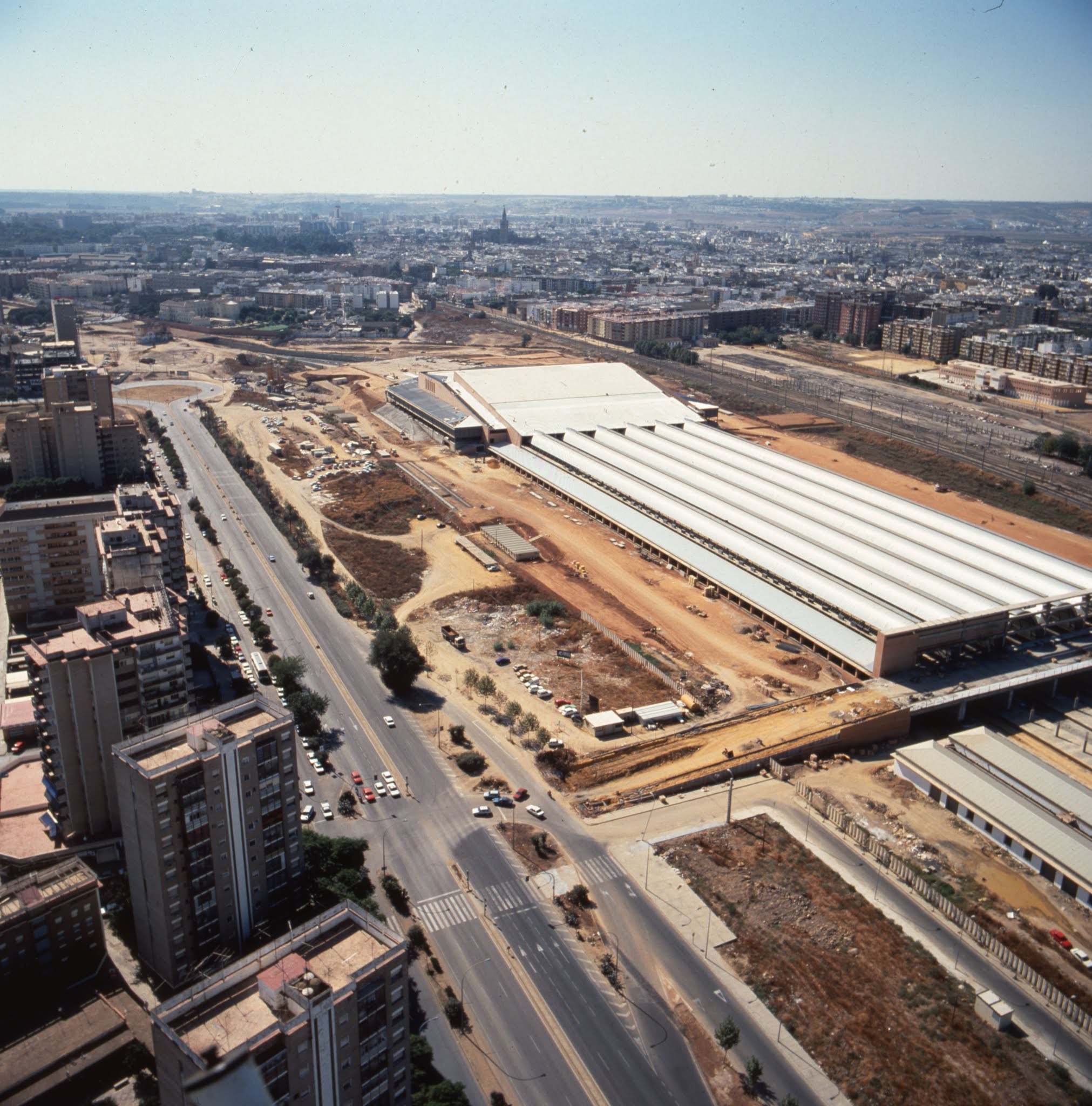 Rail Press News: La estación de Sevilla Santa Justa cumple treinta años
