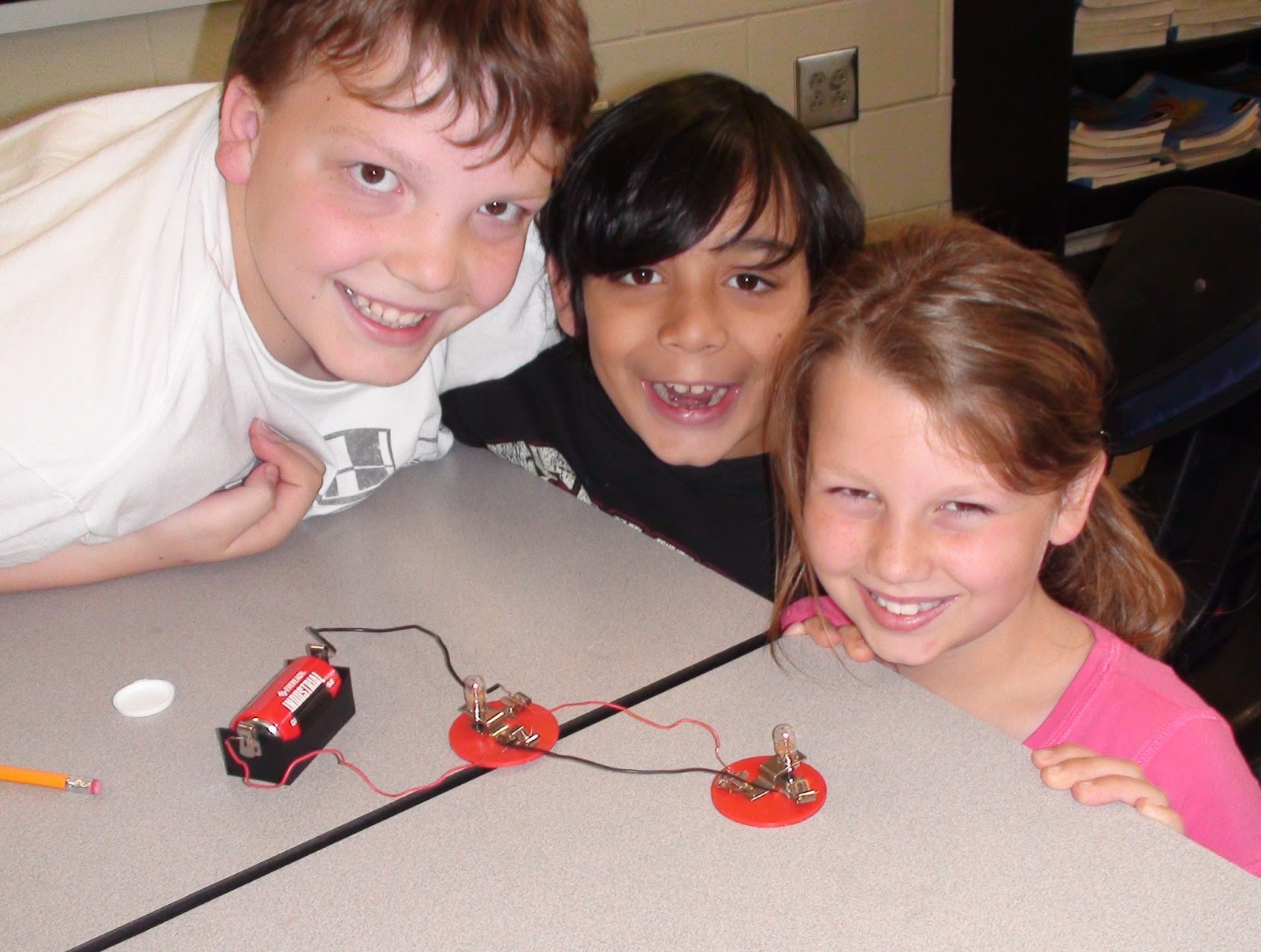 Mrs. Wilson's Class: Series and Parallel Circuits