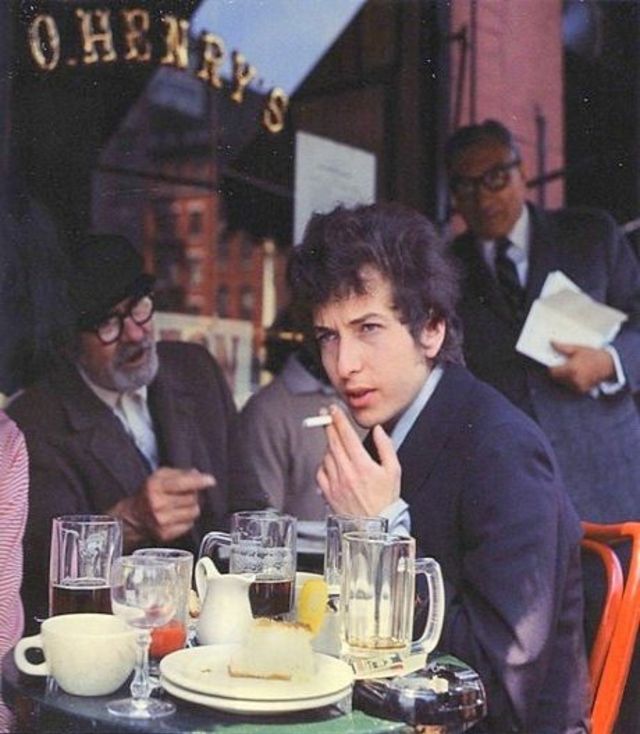 47 Interesting Color Photos of a Young Bob Dylan in the 1960s ~ Vintage ...