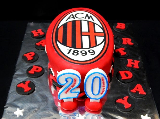 Dapoer Queen: AC Milan cake