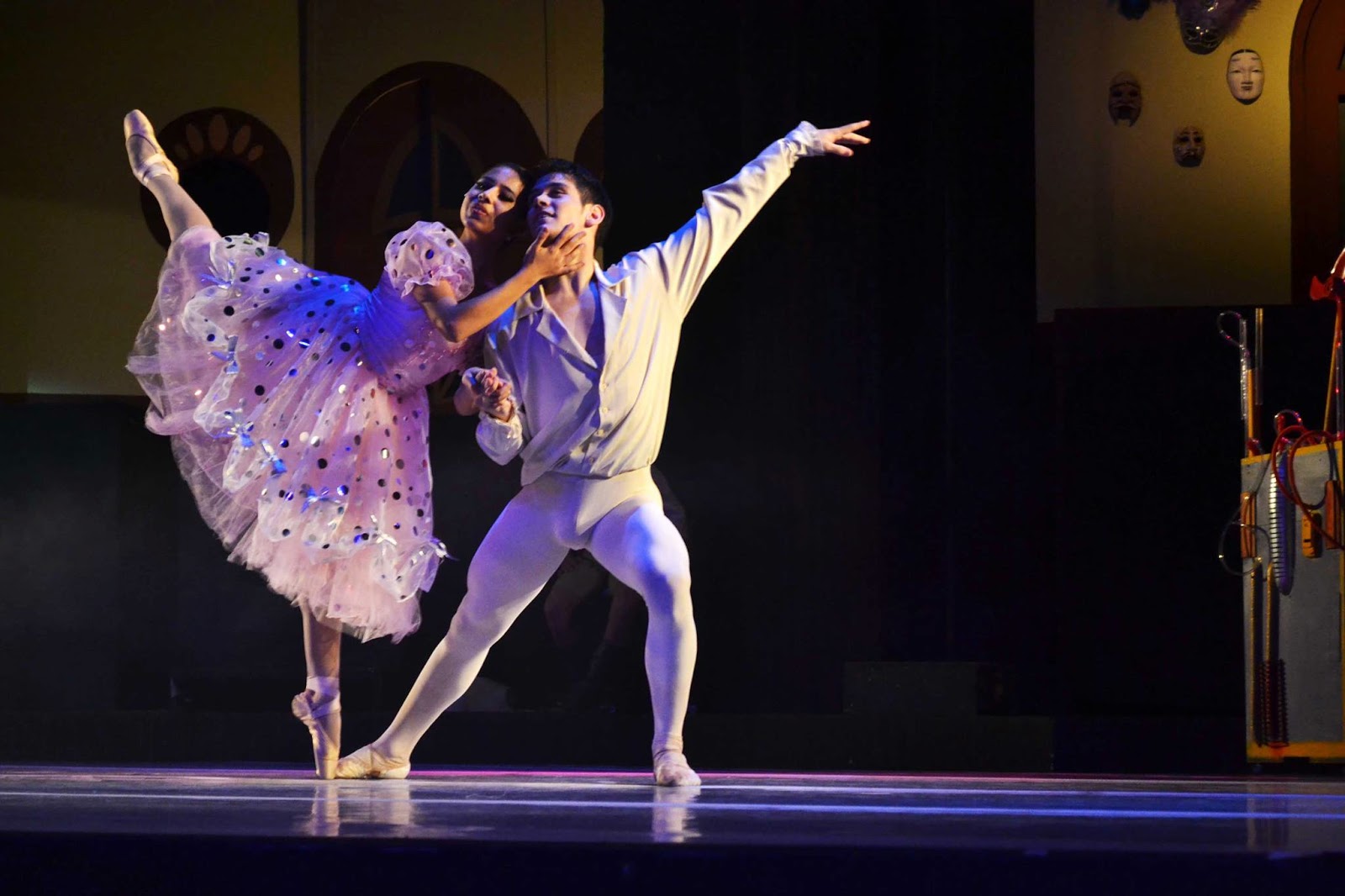 LEONARDO REALE Coreógrafo y Director Artístico Ballet Metropolitano de ...