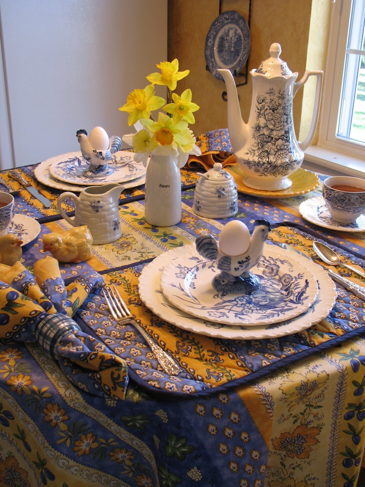 Miss Bloomers : Country French Breakfast Table