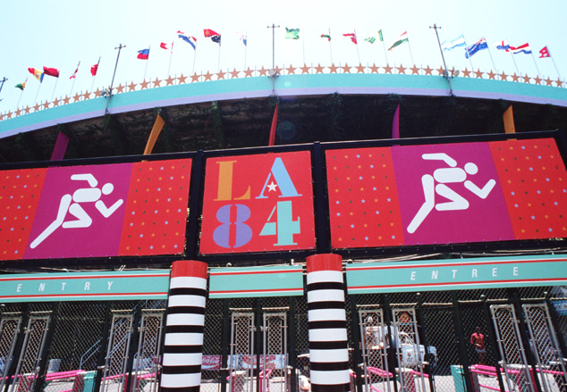 Experiencing Los Angeles: "Festive Federalism" at the 1984 Los Angeles ...