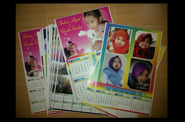 Desain Kalender untuk usaha Anda