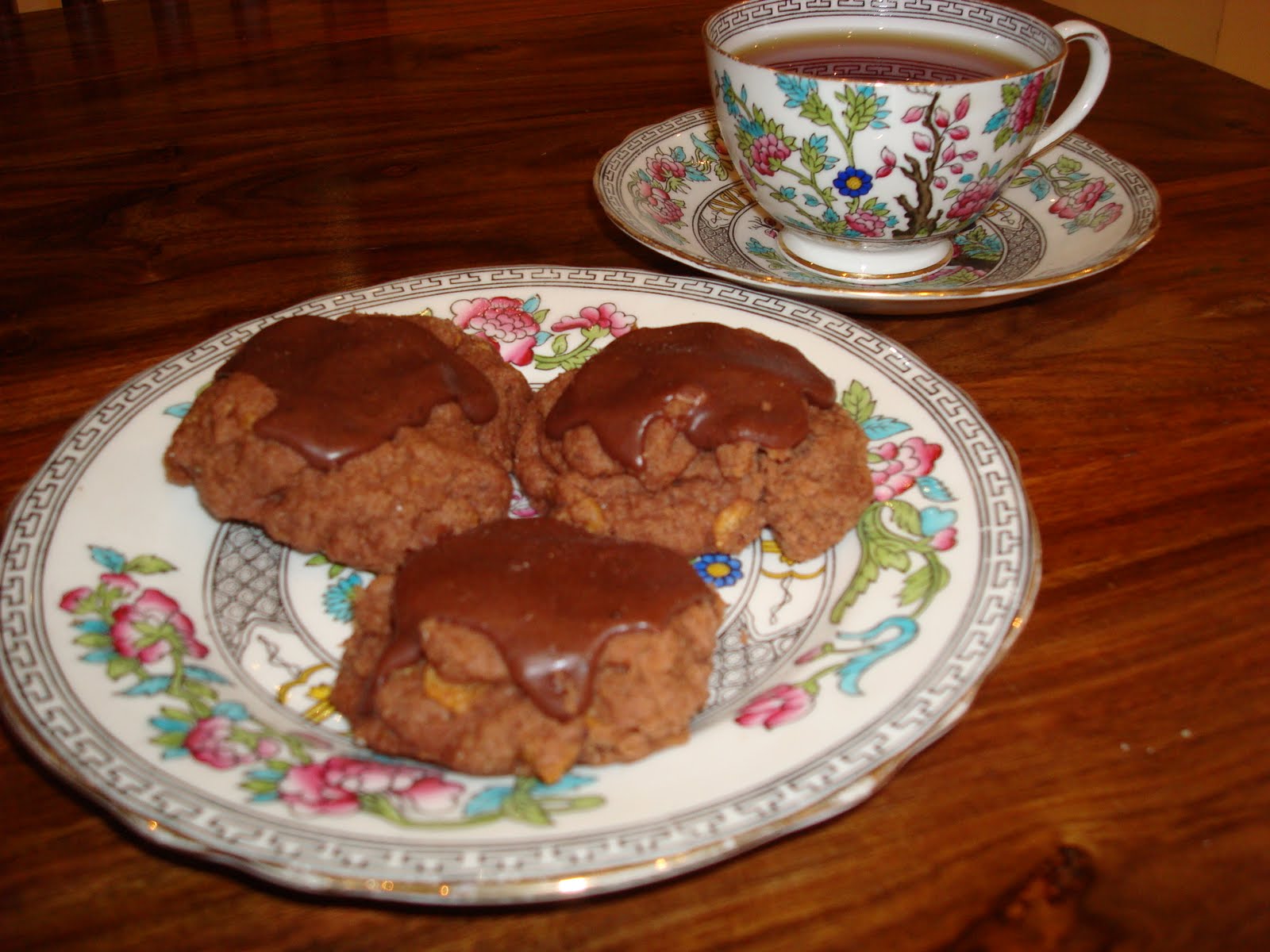 Cooking with Gill: Filling the Biscuit Tins