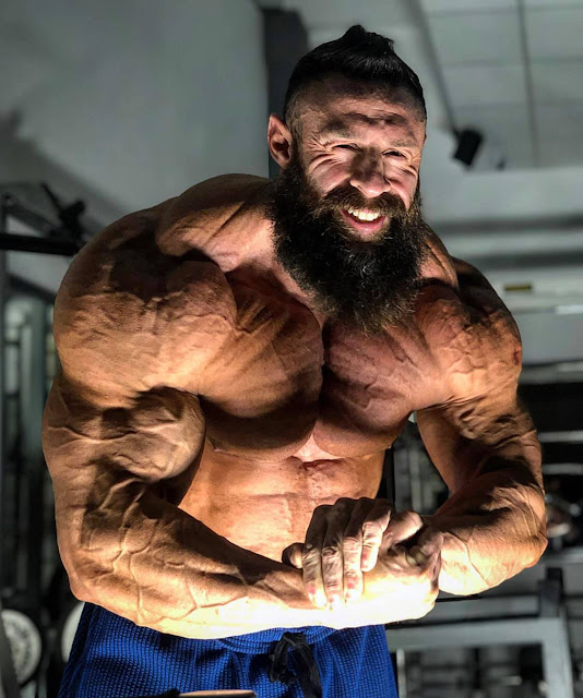 Muscle Lover: Italian bodybuilder Fabio Romagnolo (2)