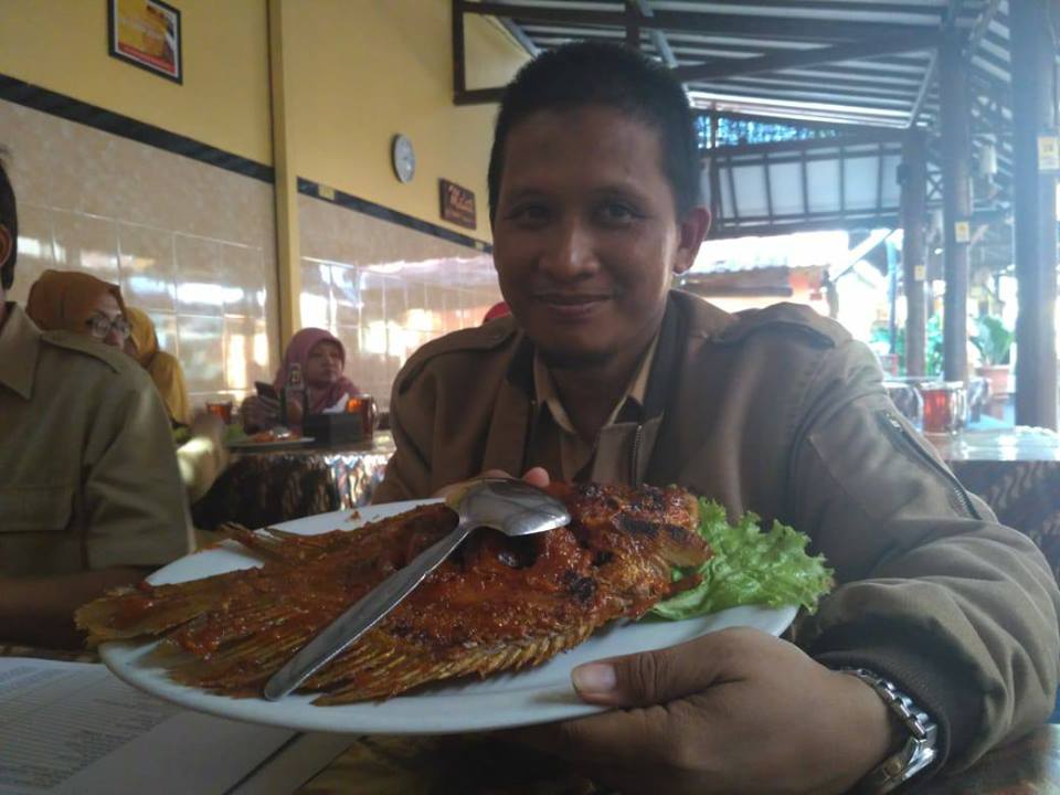 Syawalan Pengurus ATPUSI DIY di Bale Resto Timoho Yogyakarta. Guyub ...