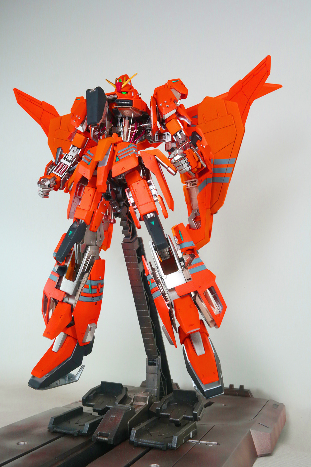 GUNDAM GUY: P-Bandai: MG 1/100 Gray Zeta Gundam 'Open Hatch' - Custom Build