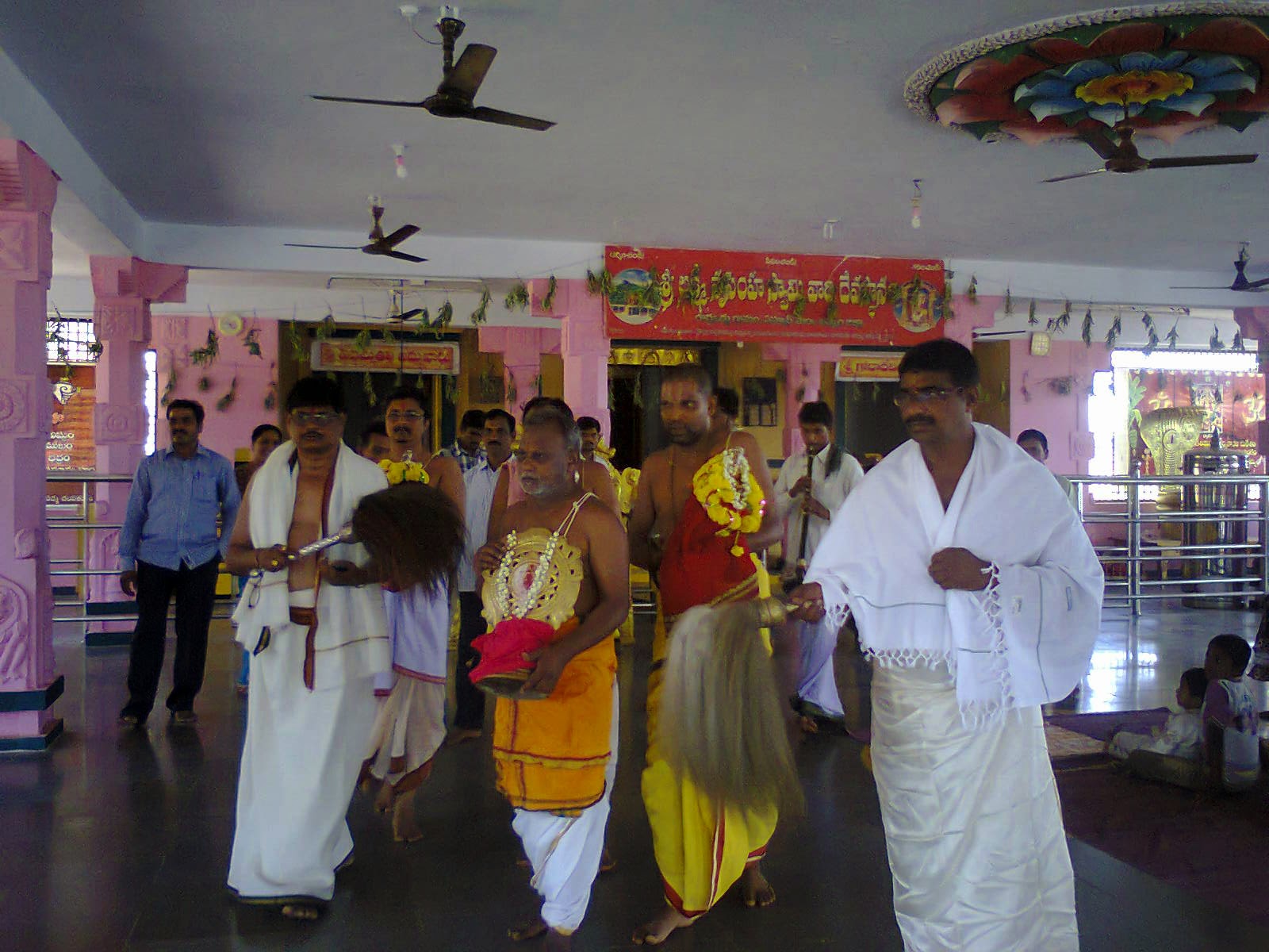 THE GREAT MIRACLE OF LORD NAGENDRA SWAMY.{HOLY MYTHOLOGICAL SERPENT ...