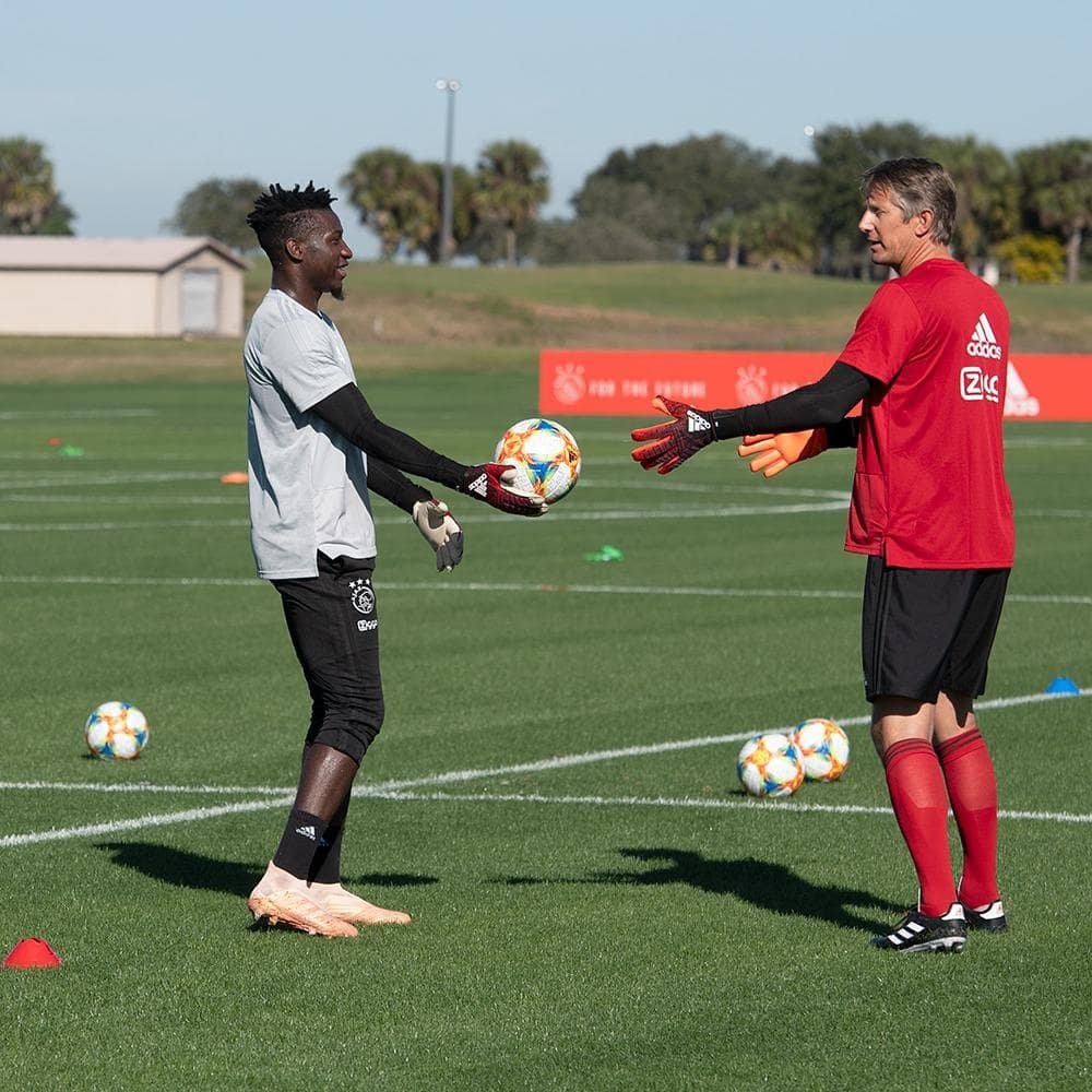 Special Adidas Predator Edwin van Der Sar '08 Keeper Gloves Released ...