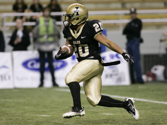 Rick Lay's NCAA Football Uniform Reviews: 2011 Idaho Vandals
