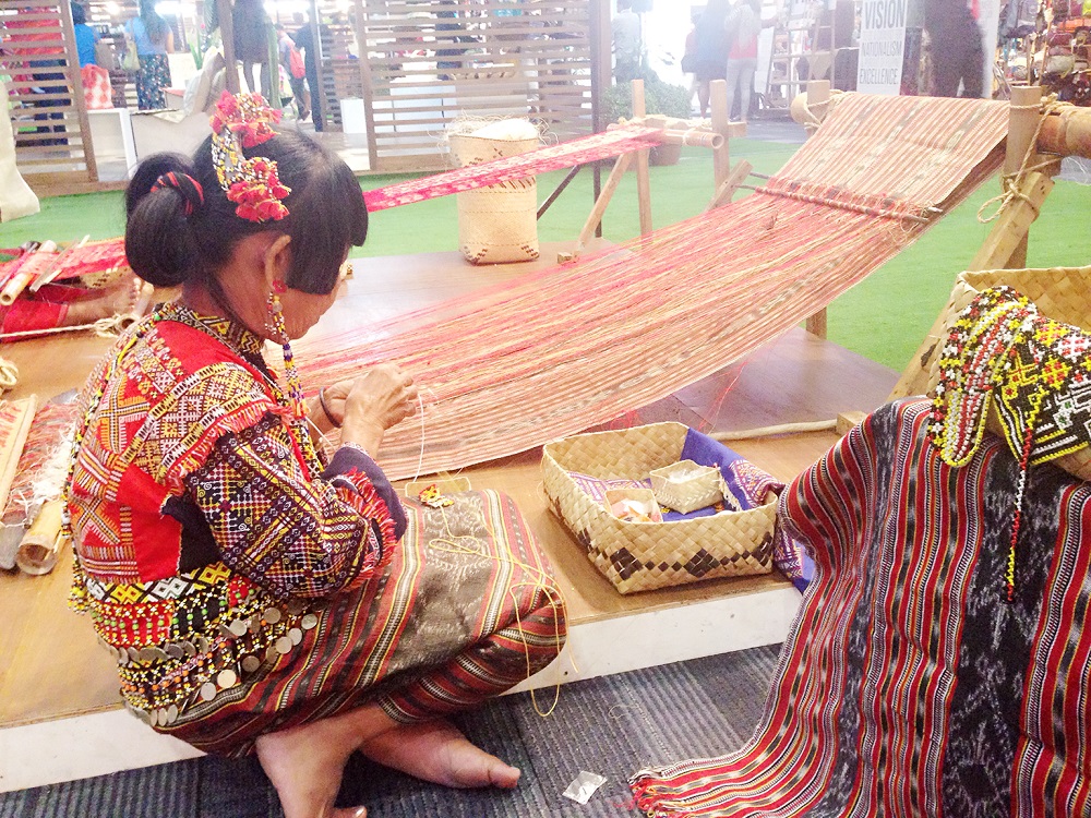 Philippine Travels: Beauty and Wonderful Culture of Davao Region - For ...