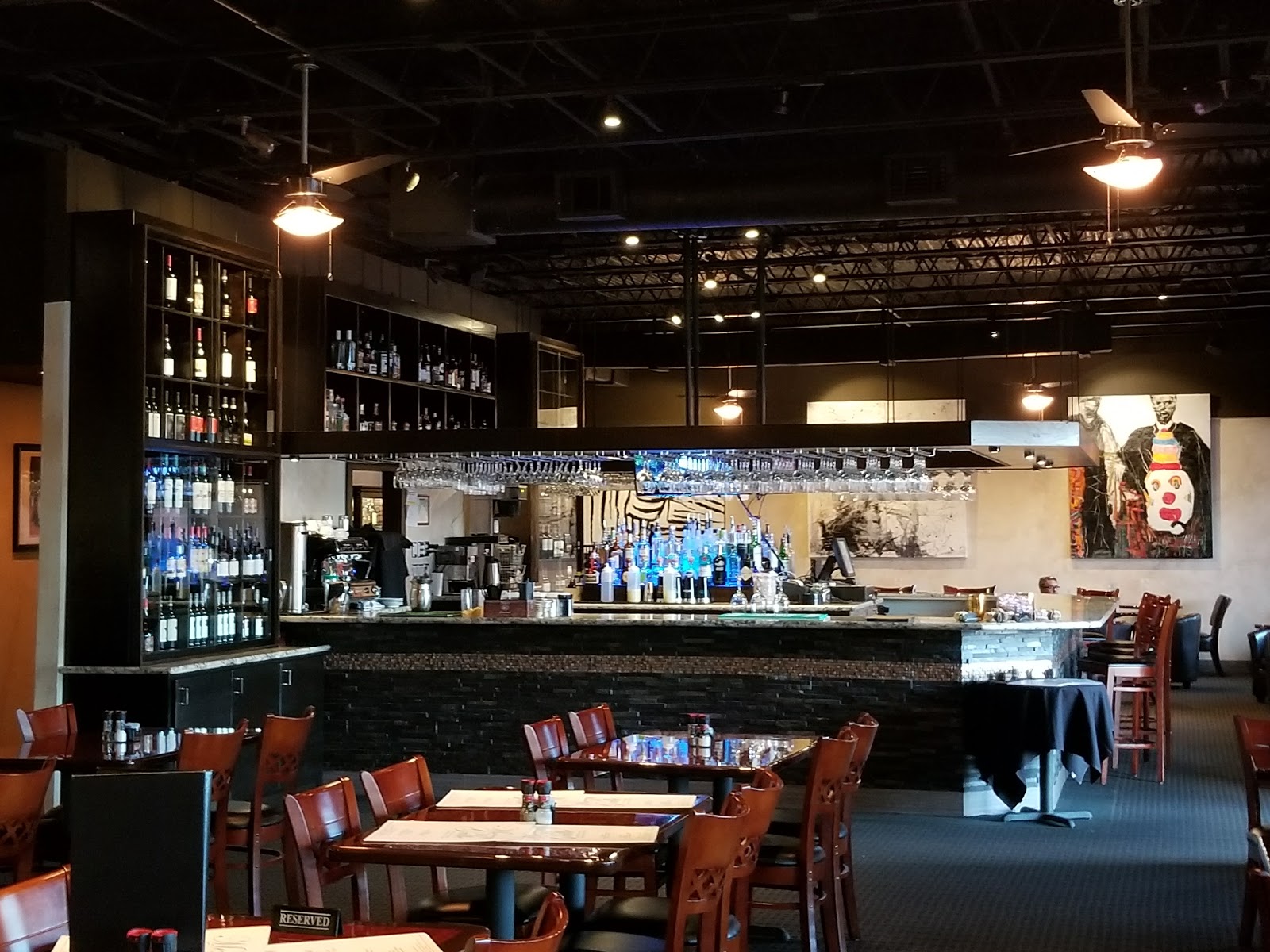 HankOnFood.com : Mezza Grille provides Mediterranean Flavours in a Cool ...