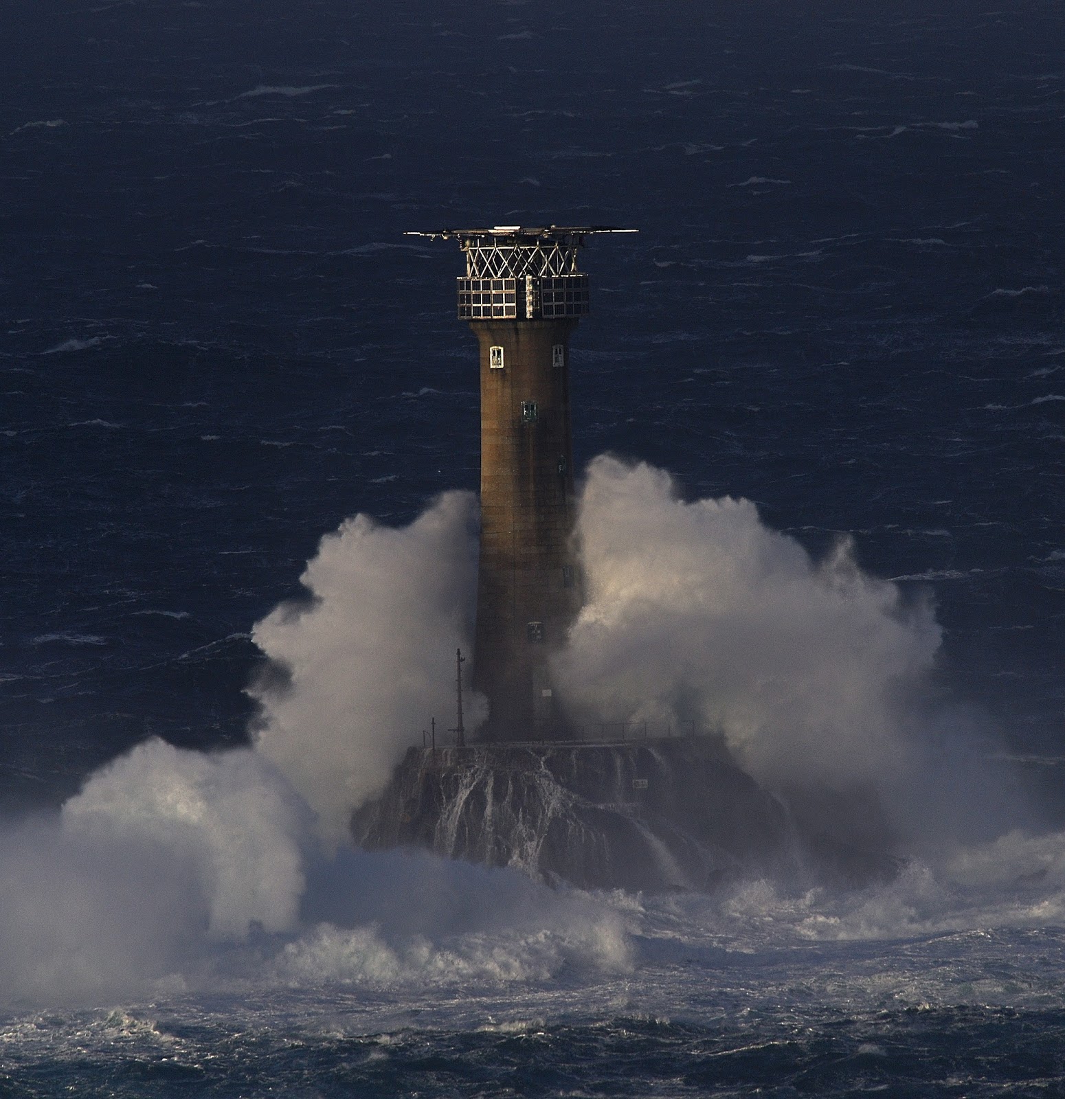 Alan James Photography : Longships lighthouse