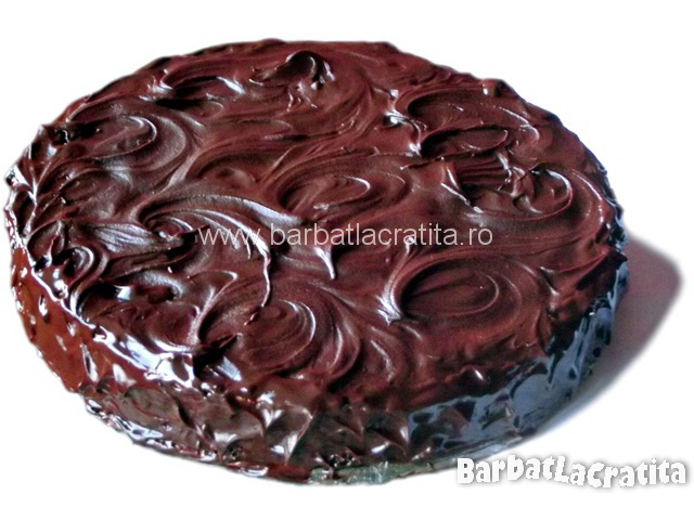 Tort cu cremă de ciocolată şi frişcă | Rețete BărbatLaCratiță