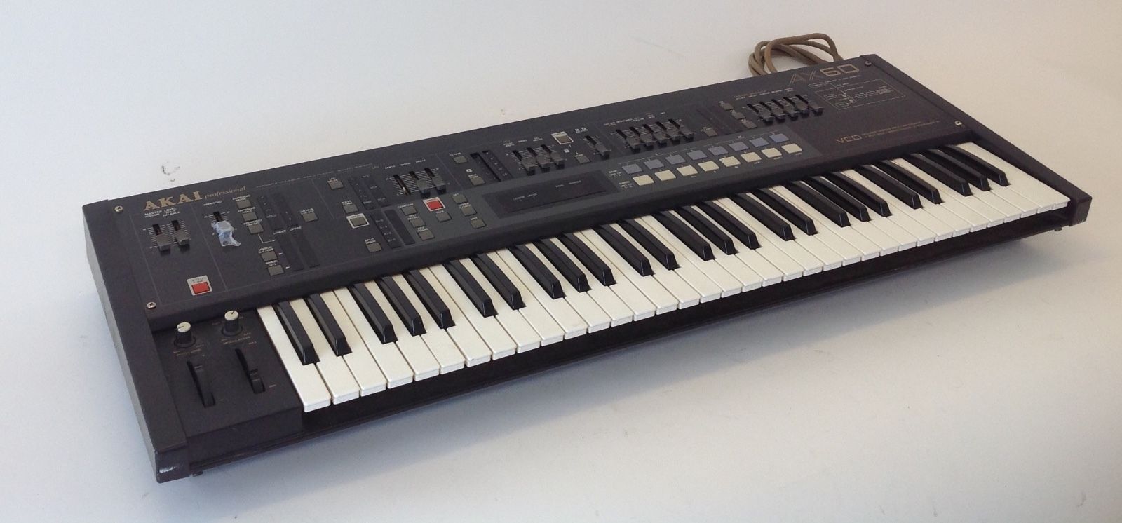 MATRIXSYNTH: AKAI AX-60 SN 10425-21483