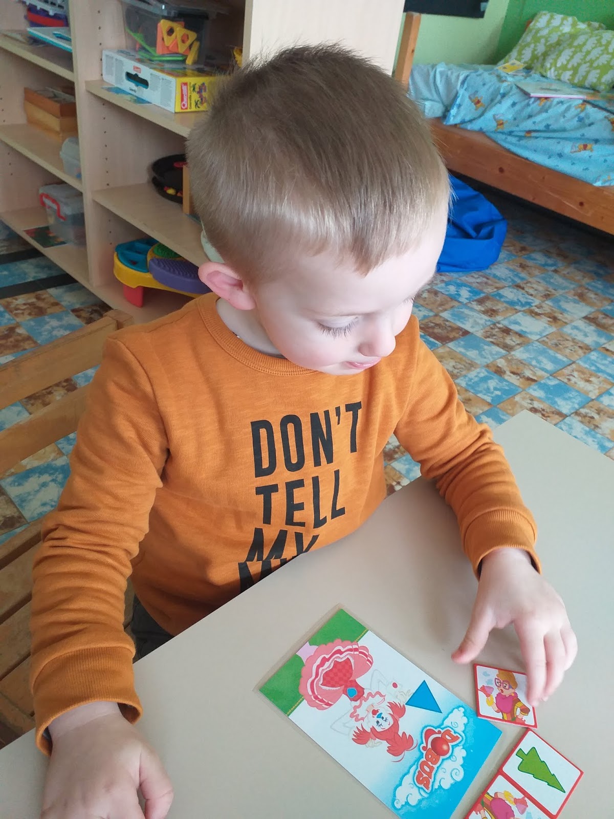 Klasblog K1 GVB Egem: Thema 'vormen' deel 2 + bewegingsomloop in de turnles