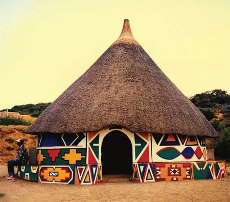AFRICAN STYLE HOUSE - House Affair