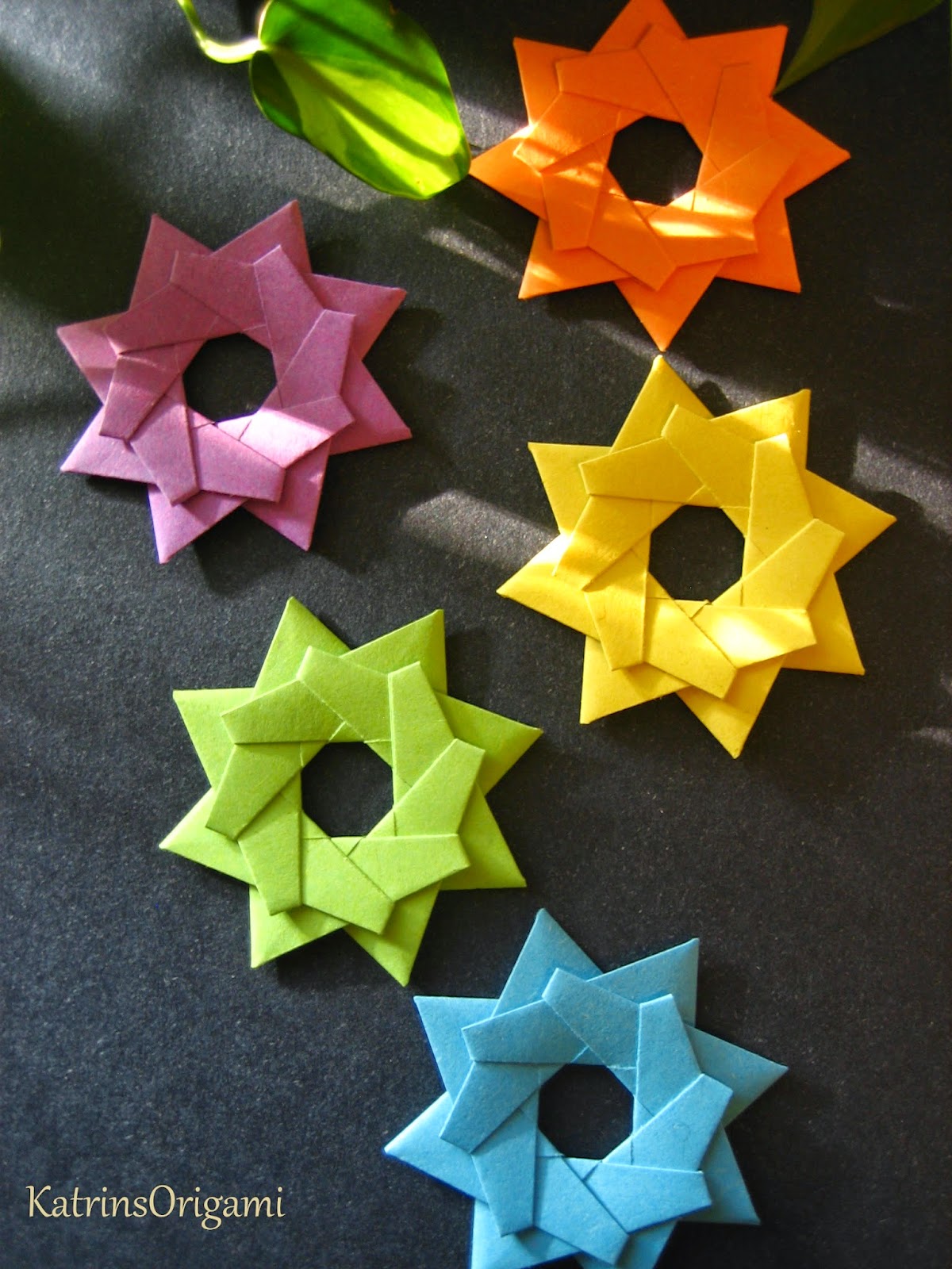 Origami die Kunst des Papierfaltens: Robin Star