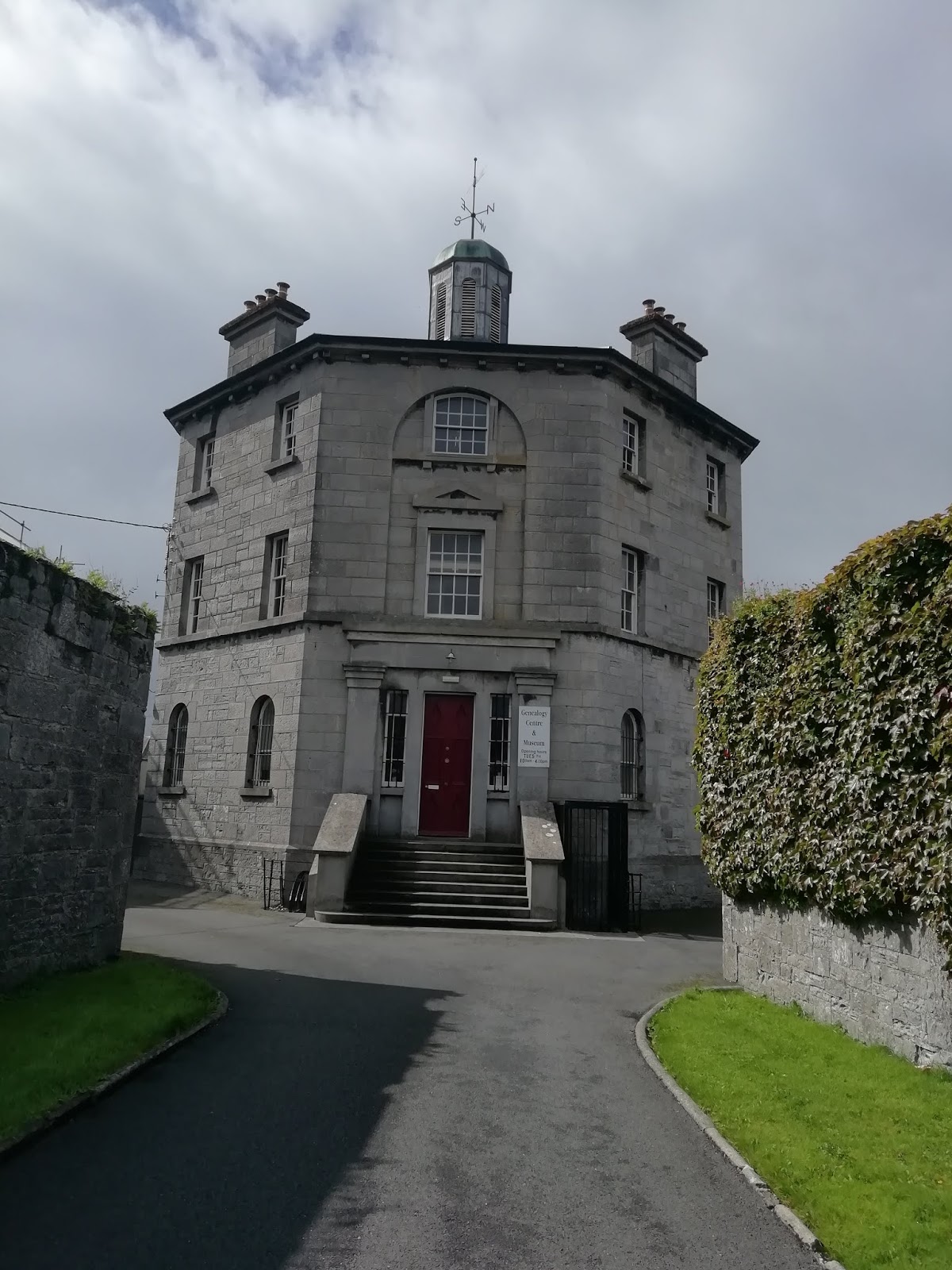 The Laois Cyclist: Nenagh, Tipperary