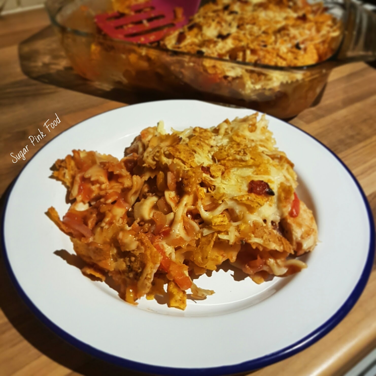 Fully Loaded Chicken Fajita Pasta Bake | Healthy Fakeaway Recipe ...