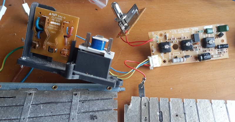 eSalvage: Toaster Kenwood TTP102