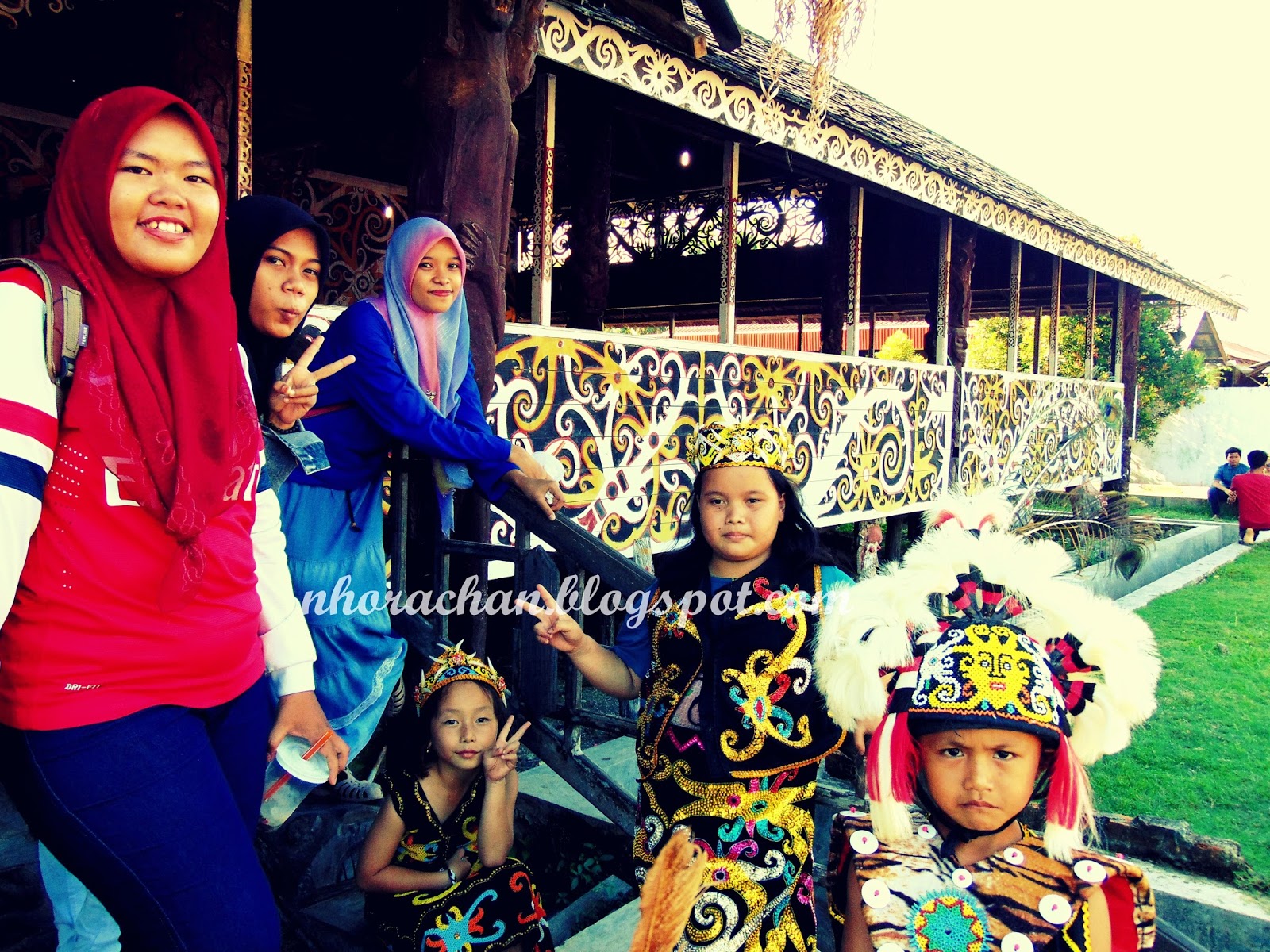 NanoNa Blog: Berkunjung Ke Desa Budaya Pampang