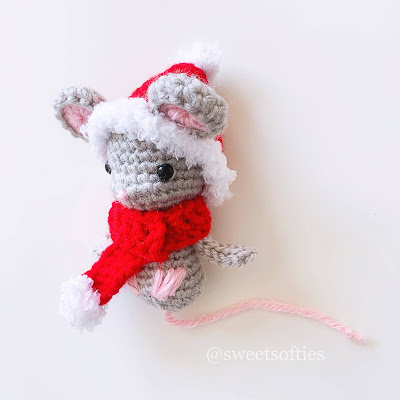 Christmas Mouse (Free Amigurumi Crochet Pattern) - Sweet Softies ...