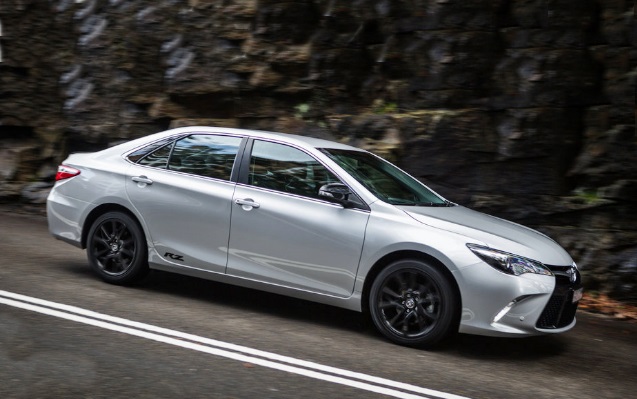 2017 Toyota Camry RZ Review