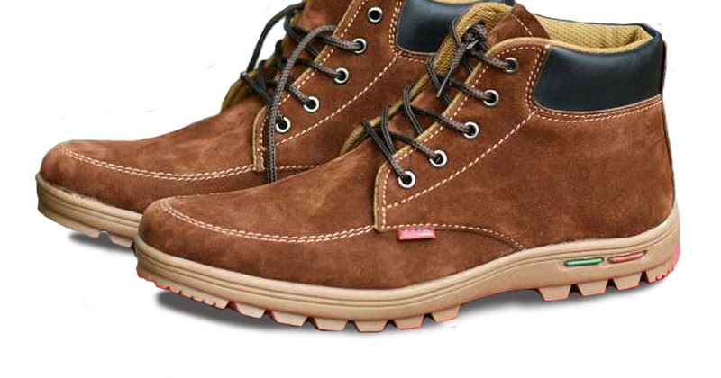 Sepatu Kickers Boot Pria Coklat Tua | Omsepatu.com
