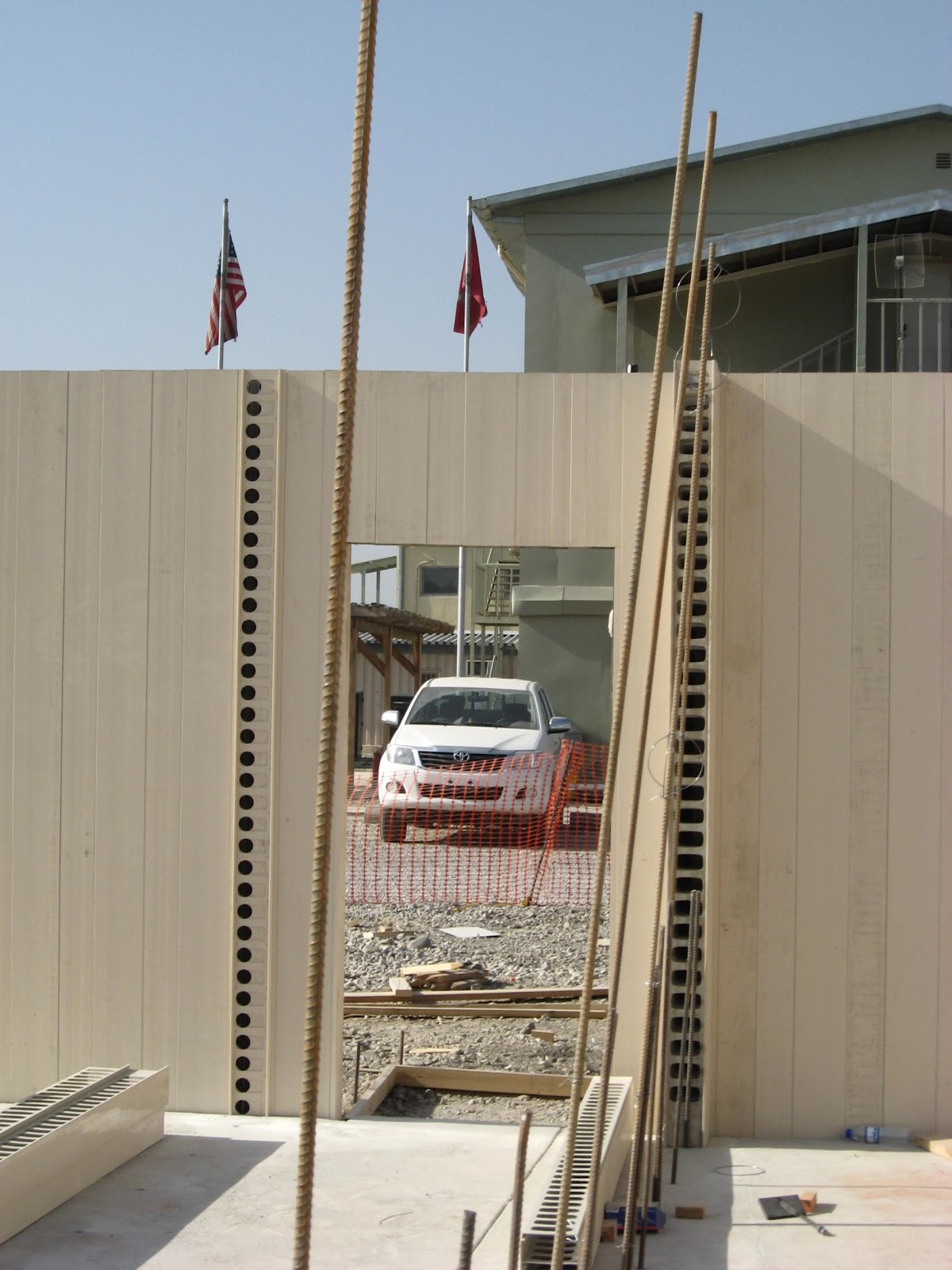 Grow How: Hard Core Walls